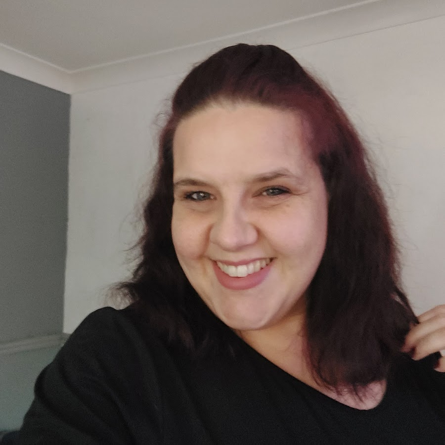 AKedOLRPE9A0YFo37G1YwOGMKV-3vasWklH1k8sdtiVmZg=s900-c-k-c0x00ffffff-no-rj