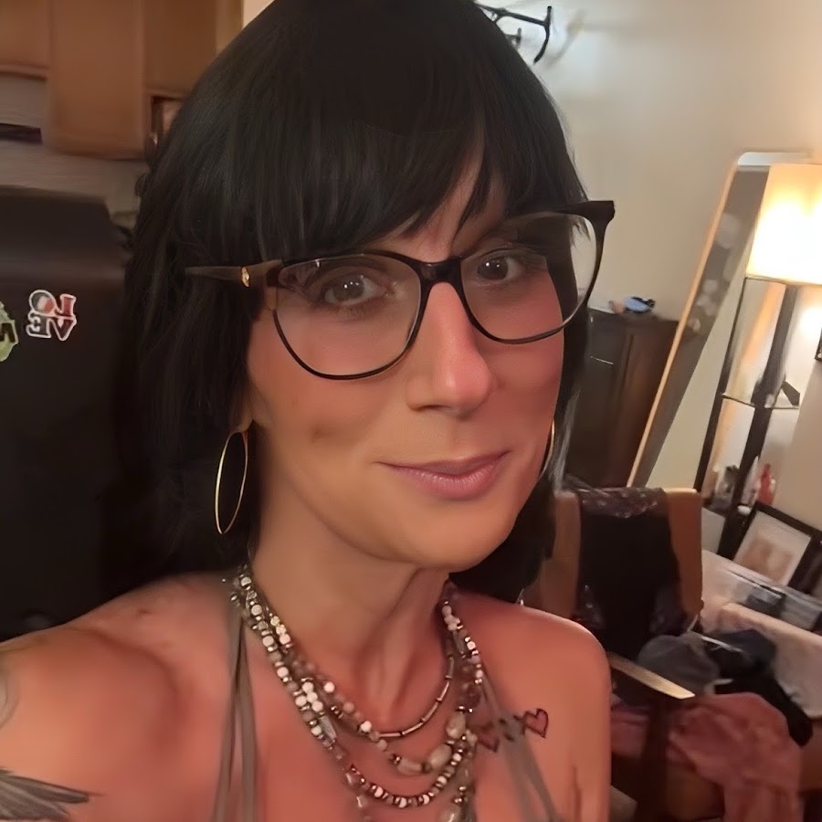 AKedOLRQ6jMIpBTSzHzfgjoRG_Q5ryngLT6ZuxSddwUops8=s900-c-k-c0x00ffffff-no-rj