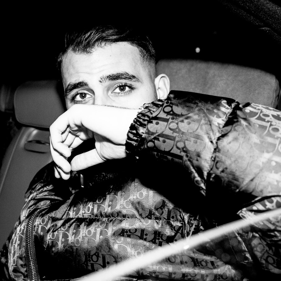 AKedOLRSYh9rWcocOgzsJ9hvxm_GGh6_cuyFC4WGRbpF=s900-c-k-c0x00ffffff-no-rj