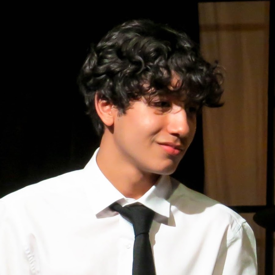 AKedOLRackeJZ9zQNjXOrOK9qNxGBPRZsG1Ophxr32DTEA=s900-c-k-c0x00ffffff-no-rj