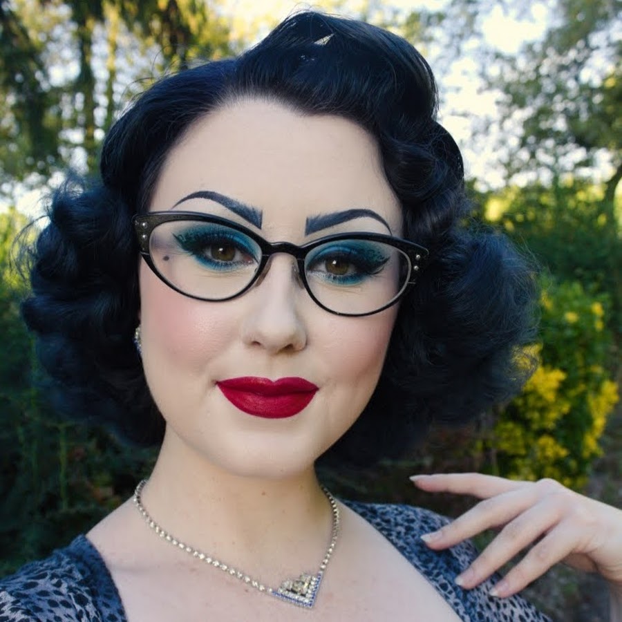 AKedOLRcwUoRe7ZRy1eG6m-RBH_a5pfhZRpAcB9_y6gX-A=s900-c-k-c0x00ffffff-no-rj