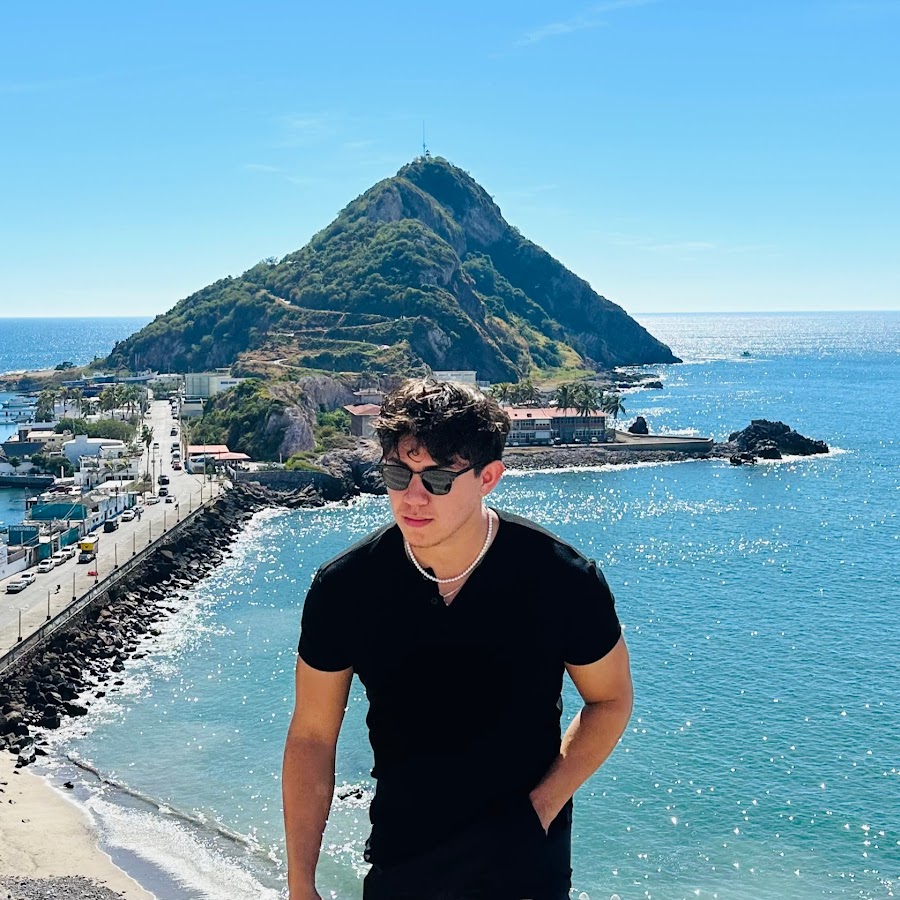 AKedOLRf2c8tqsb51QpsJoKY4P92tNwWpGI_aQlAiCT7Lg=s900-c-k-c0x00ffffff-no-rj