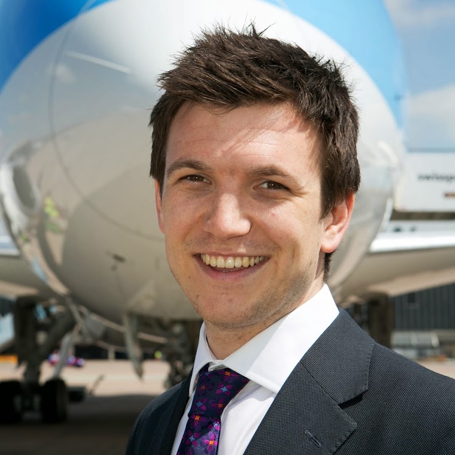 AKedOLRirS6SUN0SM2qQLBn5zljLYKoIoIfSJWsOTLookYw=s900-c-k-c0x00ffffff-no-rj