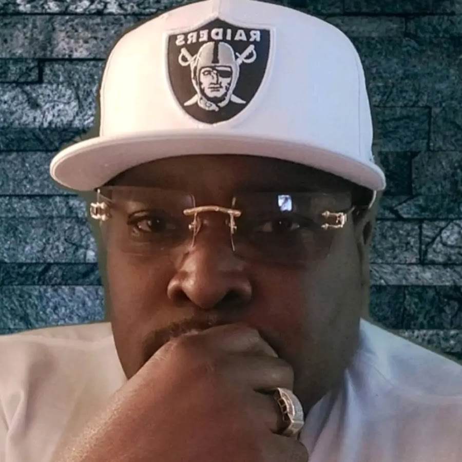 AKedOLRmFzzu4t8725ggFRr4fqDwqRGiw75jOqwAdbdxAA=s900-c-k-c0x00ffffff-no-rj