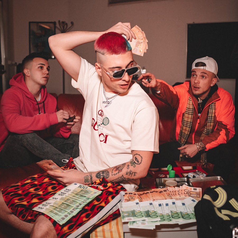 AKedOLRupmgO2X1PKyabi_R4Jw3DWr9jCEe1RdaRtIJW=s900-c-k-c0x00ffffff-no-rj