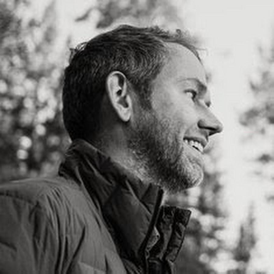 AKedOLRy909G4XTZ0ww_rJaR5EWC9t1eIGTcSsdsHAi_hQ=s900-c-k-c0x00ffffff-no-rj