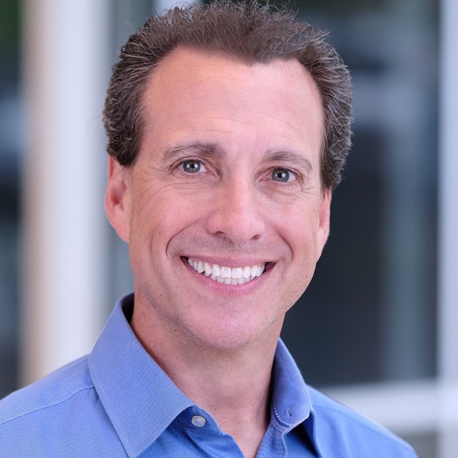 AKedOLRzzHykLspWZbnzwLEz2qWyPU2lNvWuxwL9OaZprg=s900-c-k-c0x00ffffff-no-rj