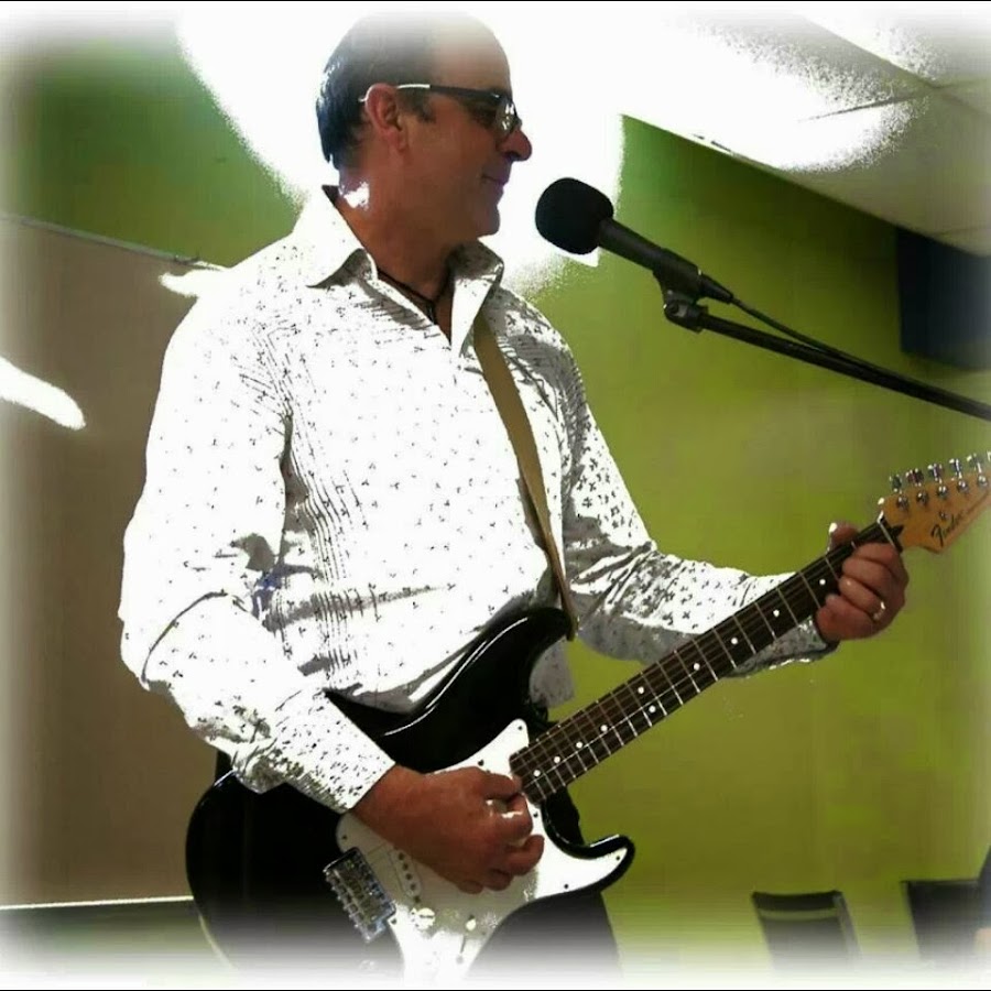 AKedOLS63XfrZ-B5X3MY0pdIZCLIGKQQ8JDKb3-F9vQLCQ=s900-c-k-c0x00ffffff-no-rj