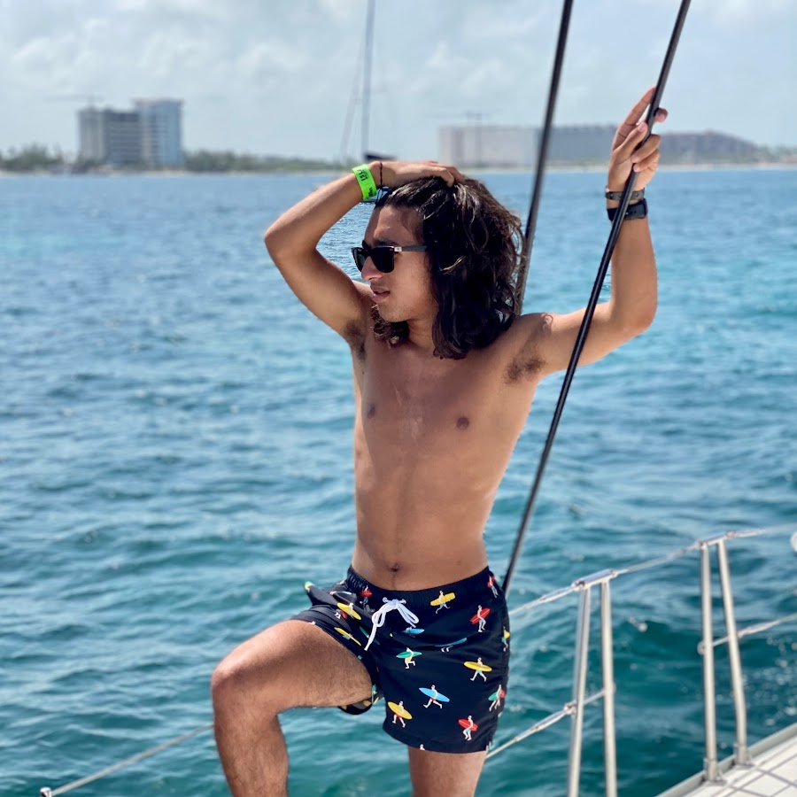 AKedOLS6lqMHrDJm8Ni-arixNhVLM4Ev21_uVdu08-yFU6Y=s900-c-k-c0x00ffffff-no-rj