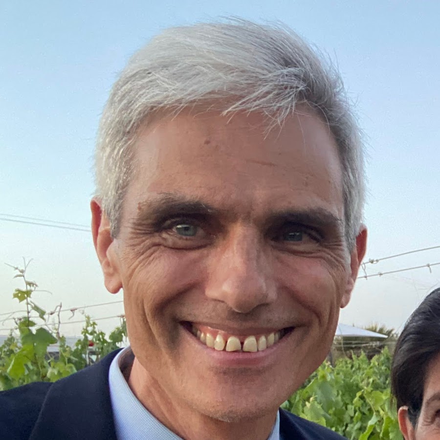 AKedOLS86b_EzhagiUbAXZ4wiONwJepuTMKOu7iSwTgPKhg=s900-c-k-c0x00ffffff-no-rj