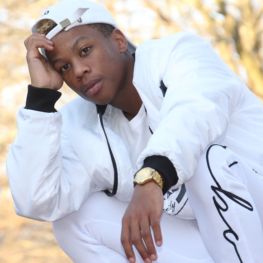 AKedOLSAOQ2nmhO-iD9qEL_HE1jD9nwwW5jCYQ77W6A5_Q=s900-c-k-c0x00ffffff-no-rj