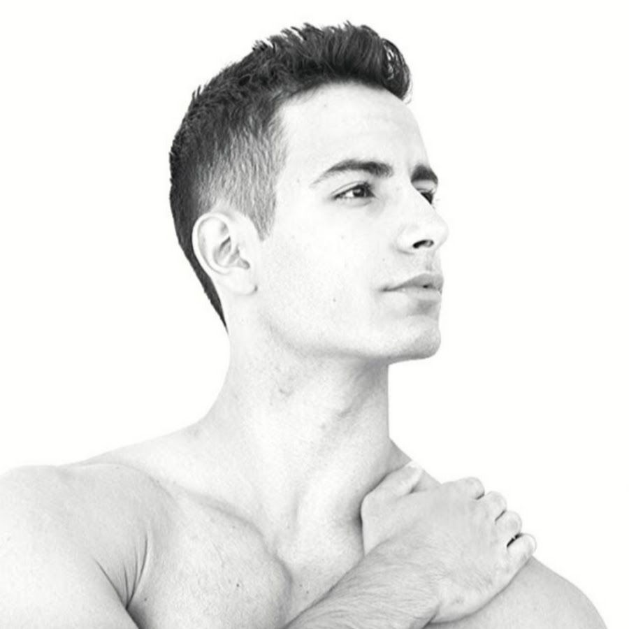 AKedOLSN_I80NEw8tjjjGfG_5virWEMDWcn7rKalwNp7vw=s900-c-k-c0x00ffffff-no-rj