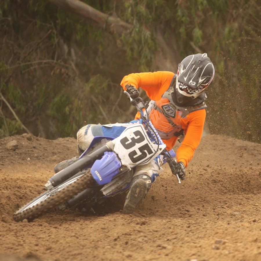 AKedOLSS4TrGlFTtEI534H_9UDjxFhRHUUWc0V2b3sVFvQ=s900-c-k-c0x00ffffff-no-rj