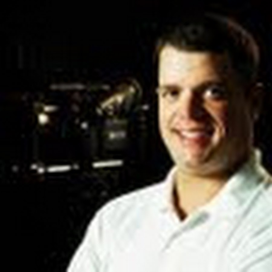 AKedOLSa15ZAjmYOt2V_gUfd2XQBLarZ0HBmZEMsr9mX0g=s900-c-k-c0x00ffffff-no-rj