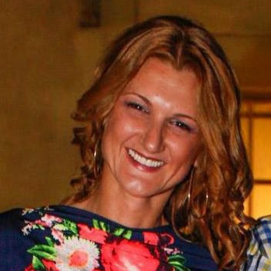 AKedOLSb8CR-71aXkbRnSEnUV_r4OQ65vF8Grj9TCqzcvQ=s900-c-k-c0x00ffffff-no-rj