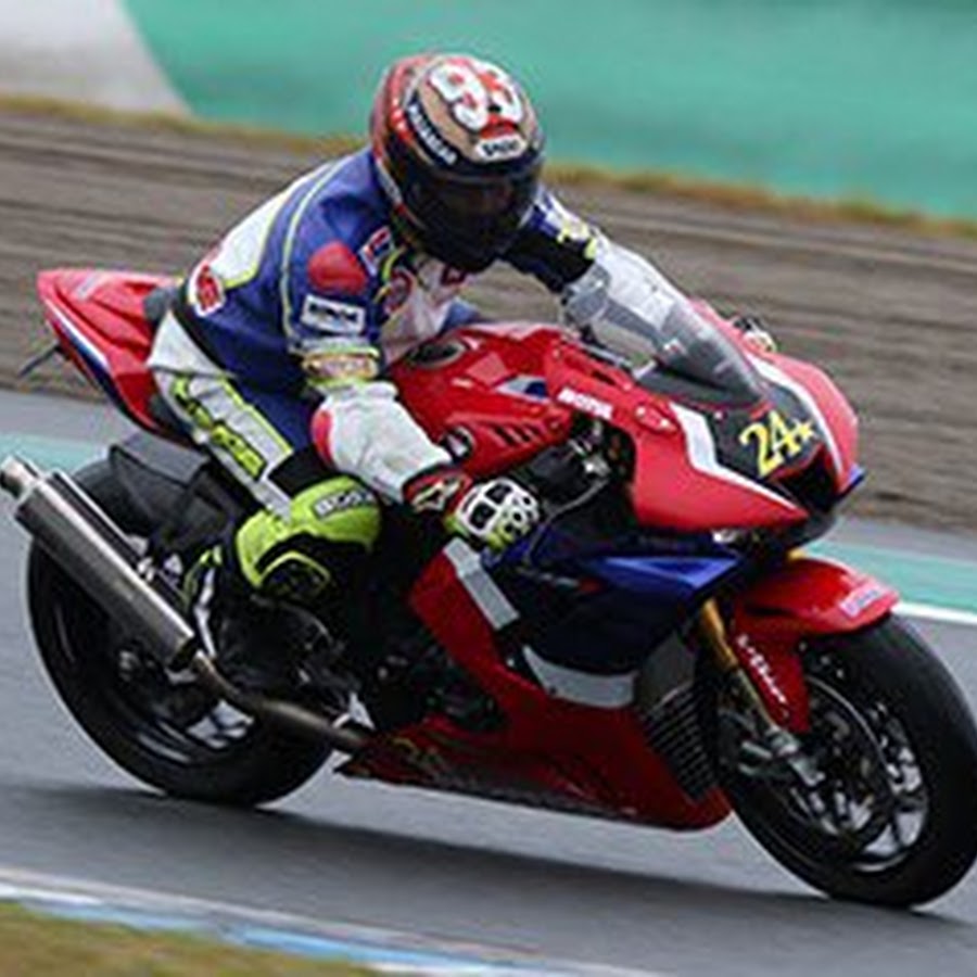 AKedOLSdMr8T-z4nmYNCVbKahth5opiZN4Aob9UaxrFS=s900-c-k-c0x00ffffff-no-rj