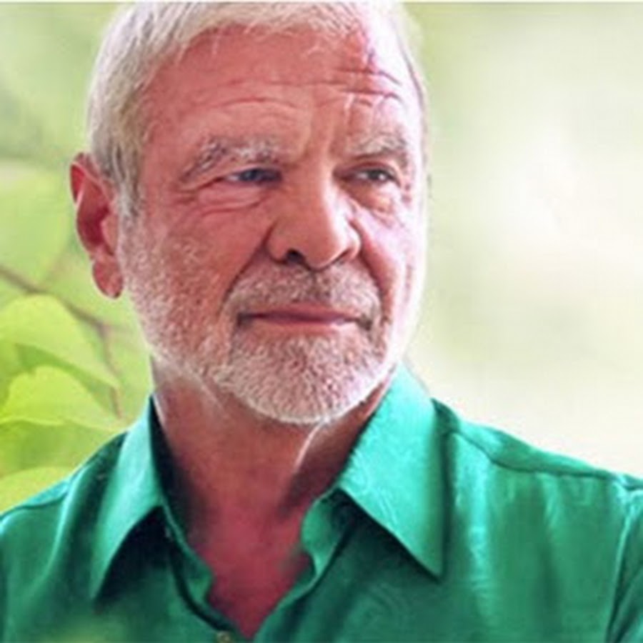 AKedOLSmiVhFw1odyym3i02qglZvABKx7b0K0TfDJoUwMg=s900-c-k-c0x00ffffff-no-rj