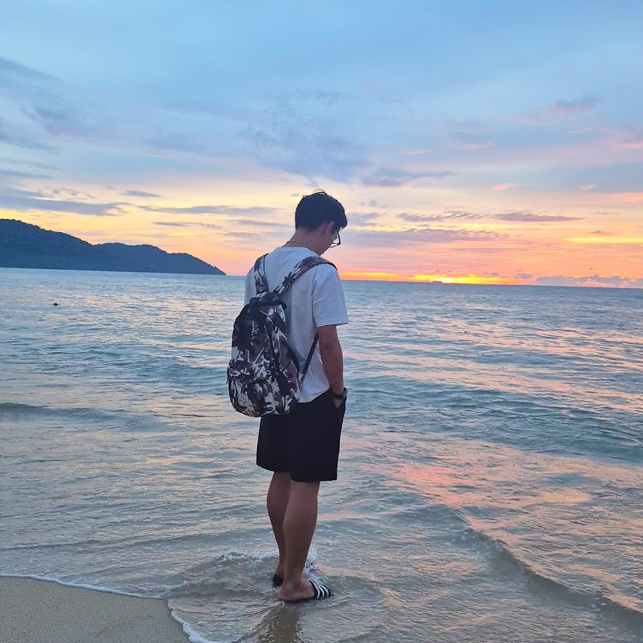 AKedOLStRqvnfCB9AQt3SvE2hOrBKHkGHlTkxPbIZbXxpw=s900-c-k-c0x00ffffff-no-rj