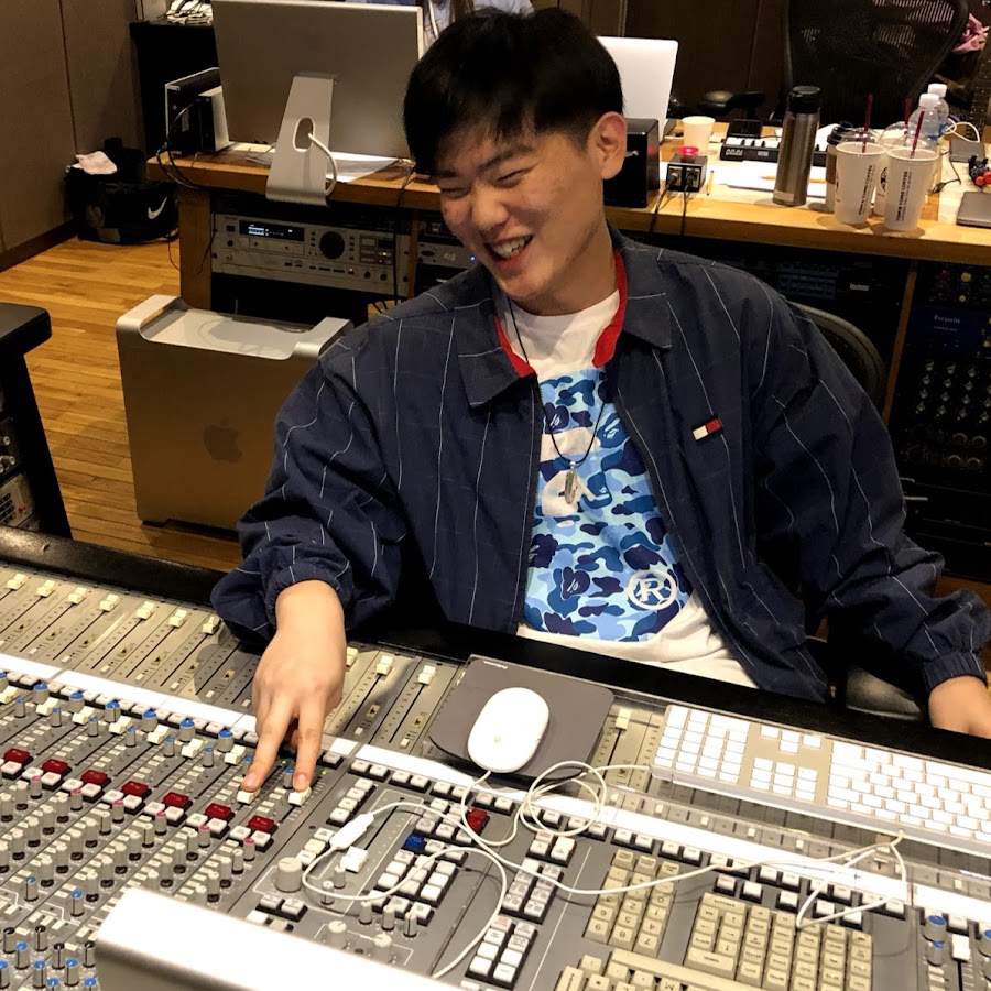 AKedOLSvTqZxkqpZTKVoLICoZ4u0ps09VWyUJARFHKl6Nw=s900-c-k-c0x00ffffff-no-rj