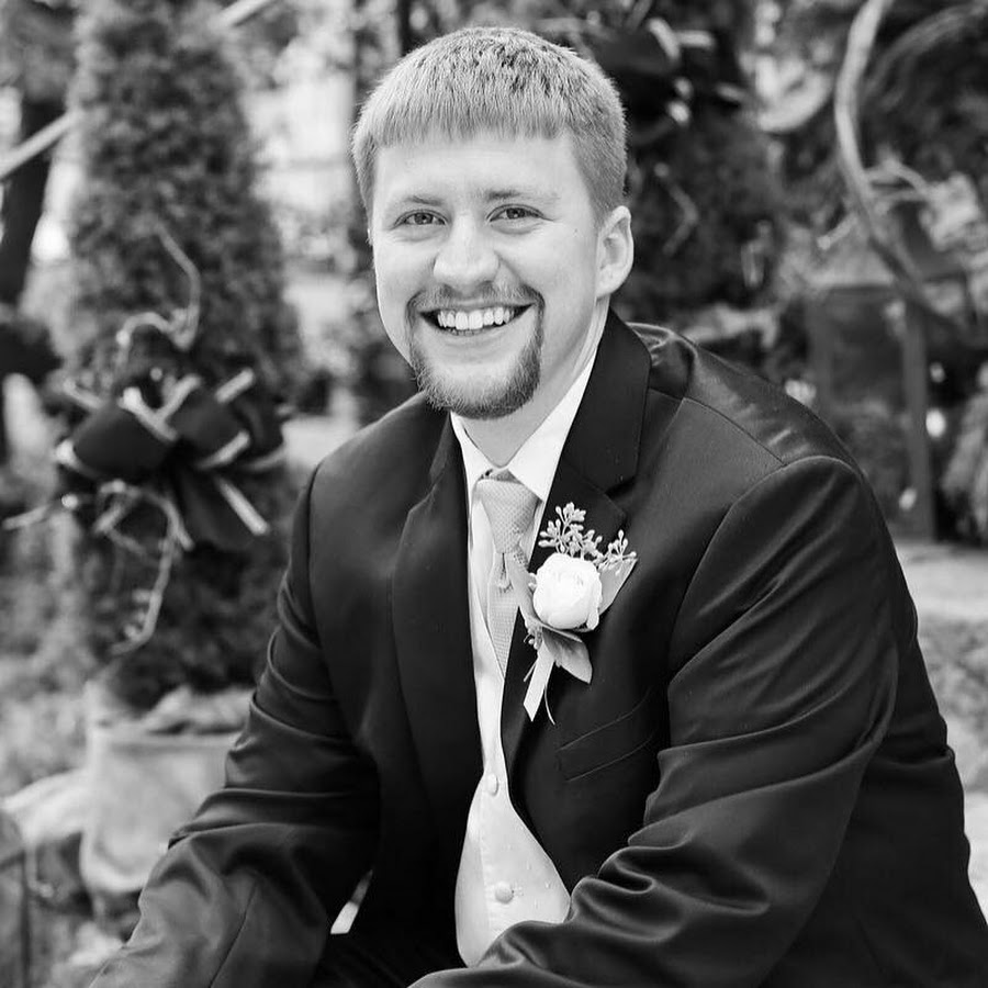 AKedOLSxEwMorWyNIIEWxFvVrmOm339aiKUkI69_qgBz=s900-c-k-c0x00ffffff-no-rj