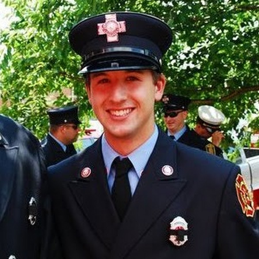 AKedOLT8Nq9aDrTamsCiVoB_4sR22XAKOZdtzAVnQQO98A=s900-c-k-c0x00ffffff-no-rj