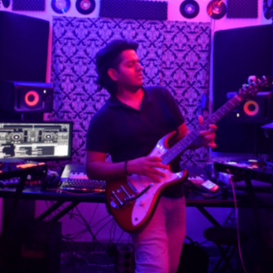 AKedOLTHDBkAXoYx_waKNluHGSrG6Dn3sx7D0-jGAtUX_g=s900-c-k-c0x00ffffff-no-rj