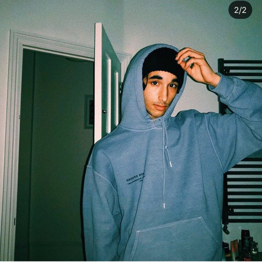 AKedOLTHqFgLO_9nCArkJOkX8MXCcqJjT_neuMWzvSa7xw=s900-c-k-c0x00ffffff-no-rj