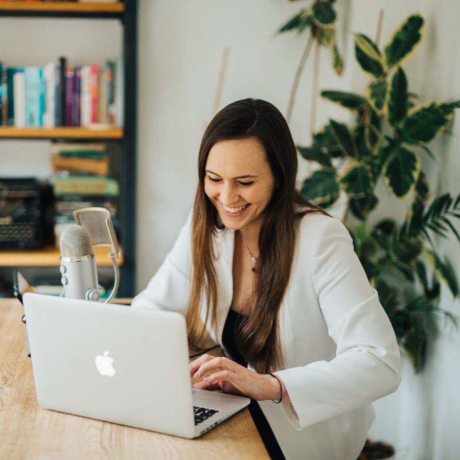 AKedOLTR3qnTAHHBBn9v87E-f9aqK0_2539mwYjwuT53Qg=s900-c-k-c0x00ffffff-no-rj