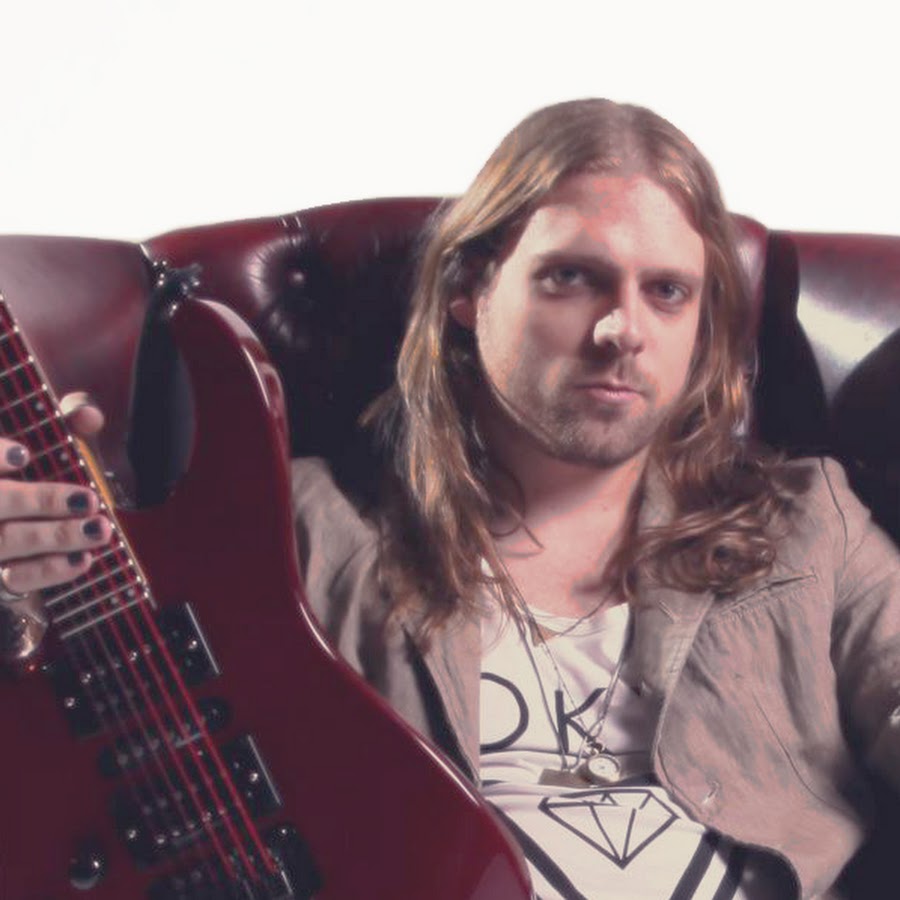 AKedOLTThyR8OFxqw6ORHi7iTVIS4L_64kC0vQX9glYWww=s900-c-k-c0x00ffffff-no-rj