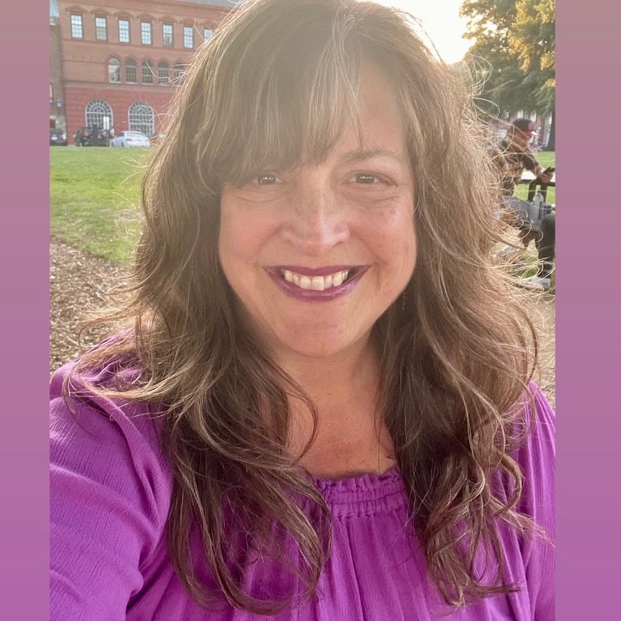 AKedOLTW828dpAHdP8widd8qHDWzwyFtFUmMFFMapU9HZkM=s900-c-k-c0x00ffffff-no-rj