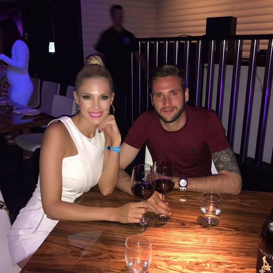 AKedOLTYvgDCM_y88OZ2PEABgdOziRdPcjqNcWlGAbkQ=s900-c-k-c0x00ffffff-no-rj