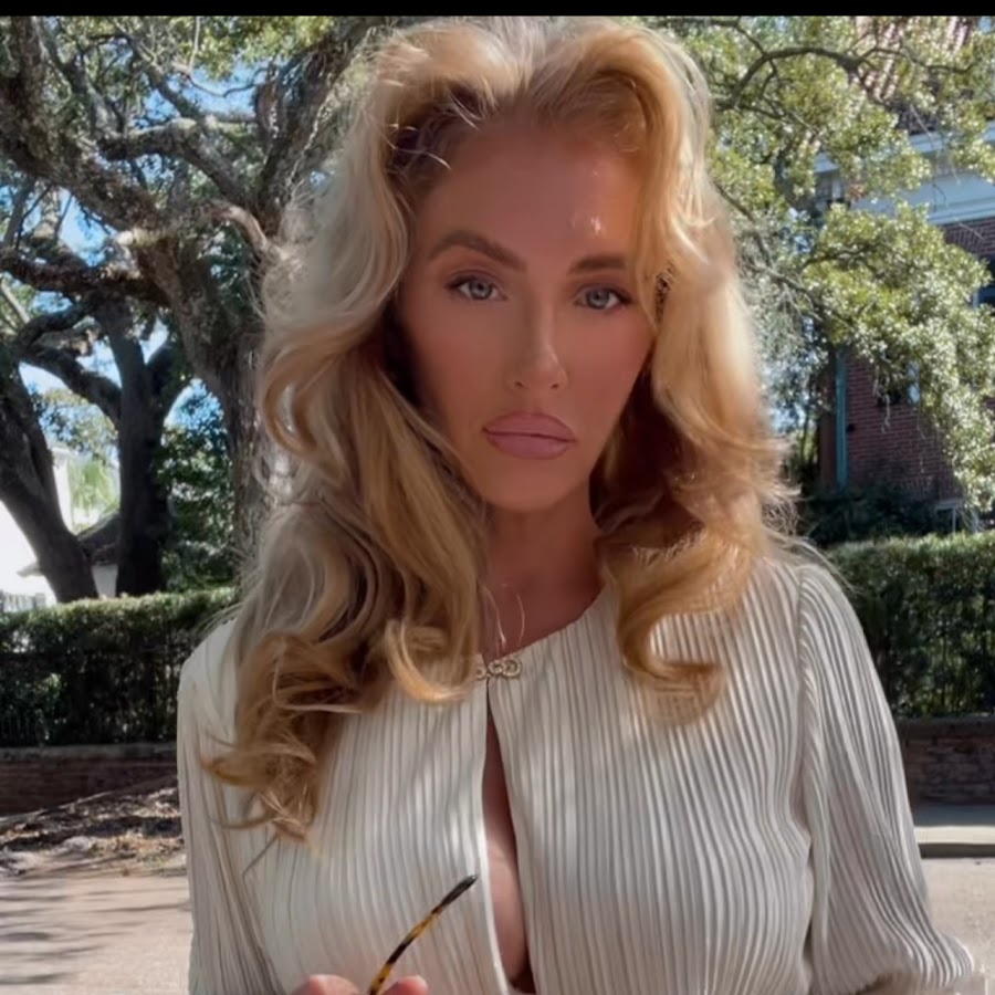 AKedOLTfx6cGuLZMtqAJ-hLFildqaED0R1dTGxYB_uF9nw=s900-c-k-c0x00ffffff-no-rj