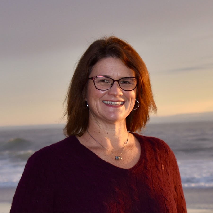 AKedOLTj48lFkaFaU_X-AYEw72Y09thIARJRZ7TbLxinNA=s900-c-k-c0x00ffffff-no-rj