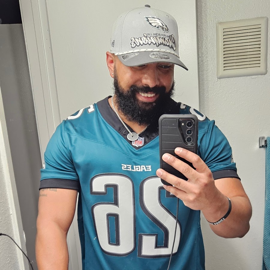 AKedOLTkRf0EC3i8zFbAQRMrqZ0zd4cZpS_9Qigrtg9EpA=s900-c-k-c0x00ffffff-no-rj