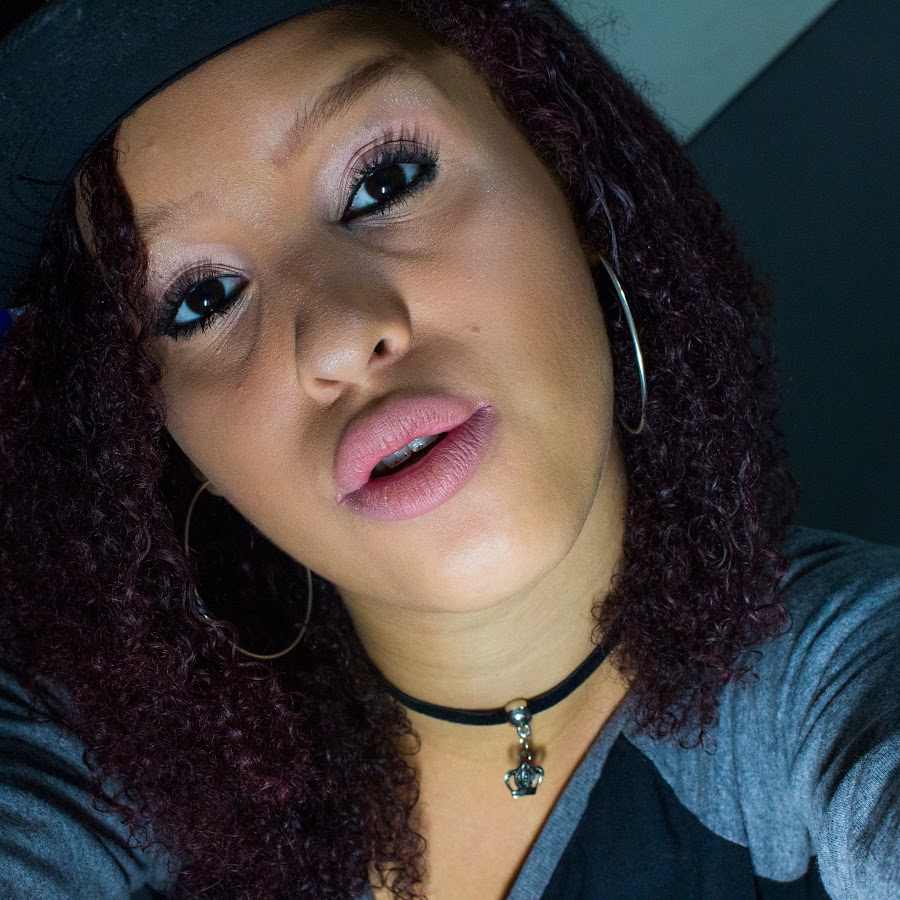 AKedOLTne9pm17MrYUpelSeyXm9kBjHsR_LO7c7iIrzrMg=s900-c-k-c0x00ffffff-no-rj