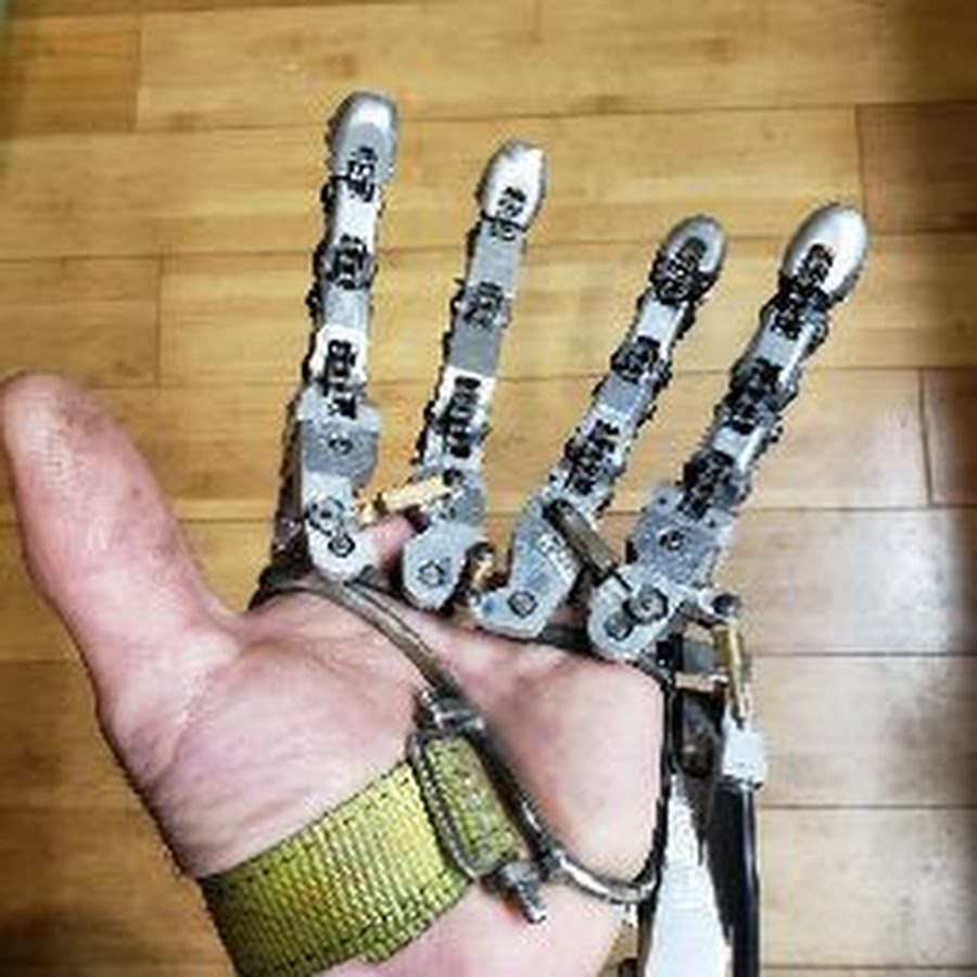 AKedOLTorwSstcuVYhjgEGR2C2zkNo6w22Bi8-aTk04=s900-c-k-c0x00ffffff-no-rj