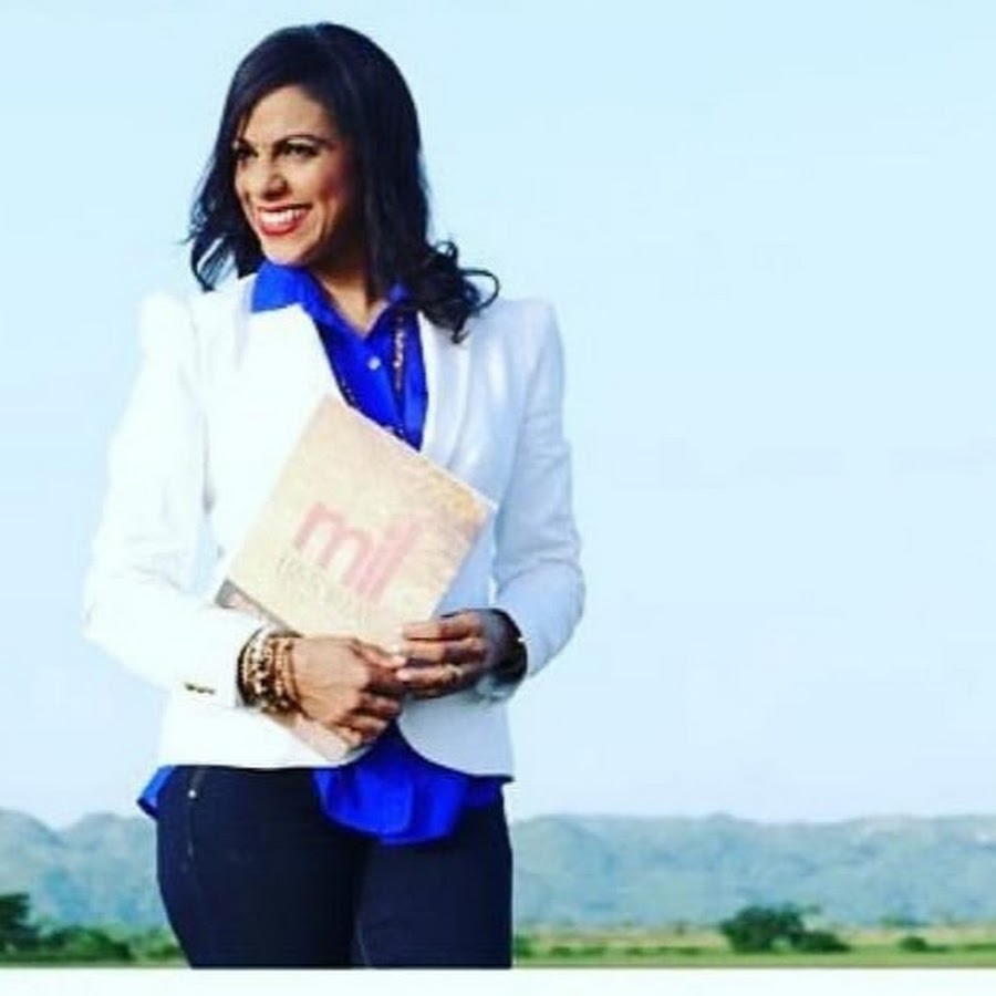 AMLnZu-23c6AHBOdrXMGrRJq6X_NmojD5d4FchM6QlPj=s900-c-k-c0x00ffffff-no-rj