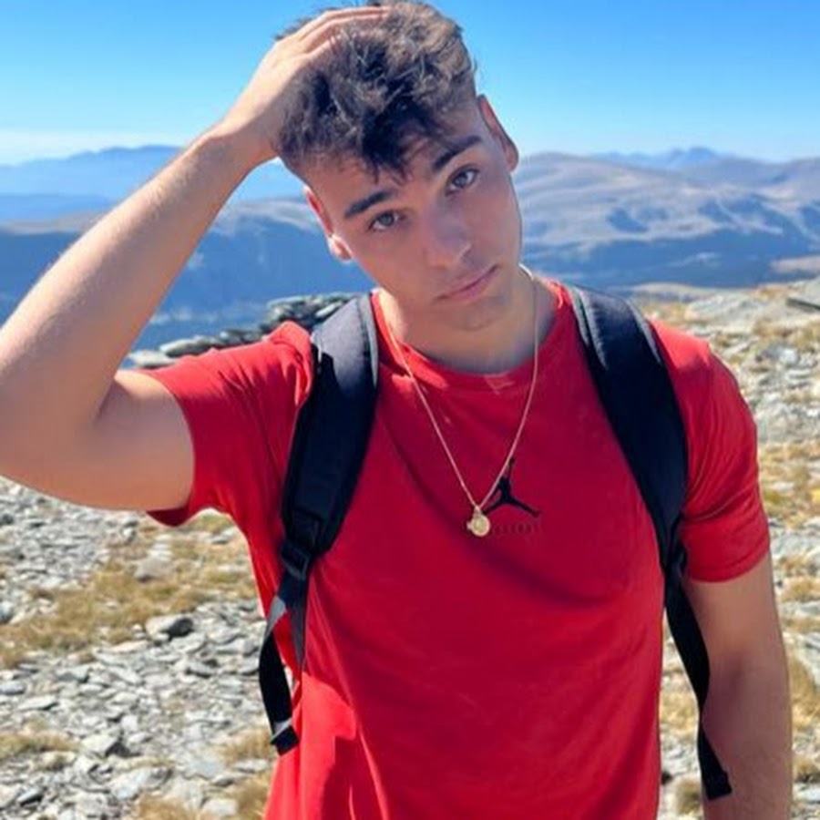 AMLnZu-4W30QGsmvGFHa9zf1qwCnAkir3L31uPrcLSivPw=s900-c-k-c0x00ffffff-no-rj