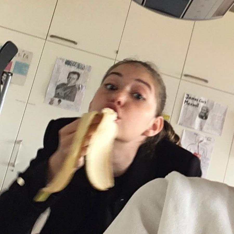 AMLnZu-4WdZZnbuuIpIwjgH2wUYr-U92dXi8k4NSocWr=s900-c-k-c0x00ffffff-no-rj