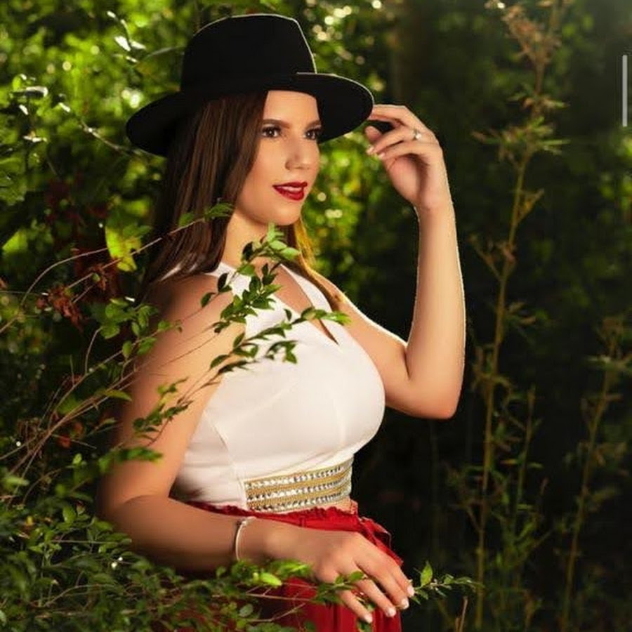 AMLnZu-4YG3DH_cagT5CuswG6bUDeJoY7OkUJGGKdlSU9w=s900-c-k-c0x00ffffff-no-rj