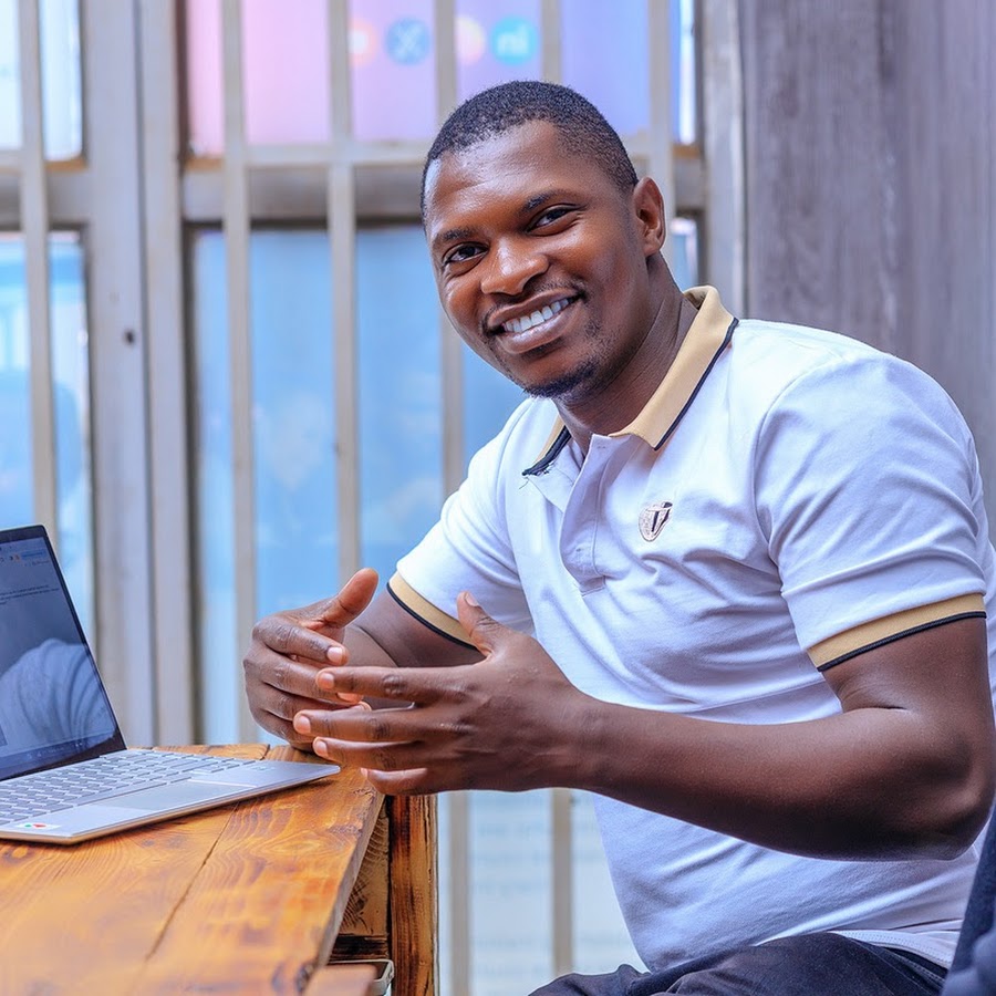 AMLnZu-4lrCVebq002ldklheStcVZjTxKuBP5BFnpv4_4A=s900-c-k-c0x00ffffff-no-rj