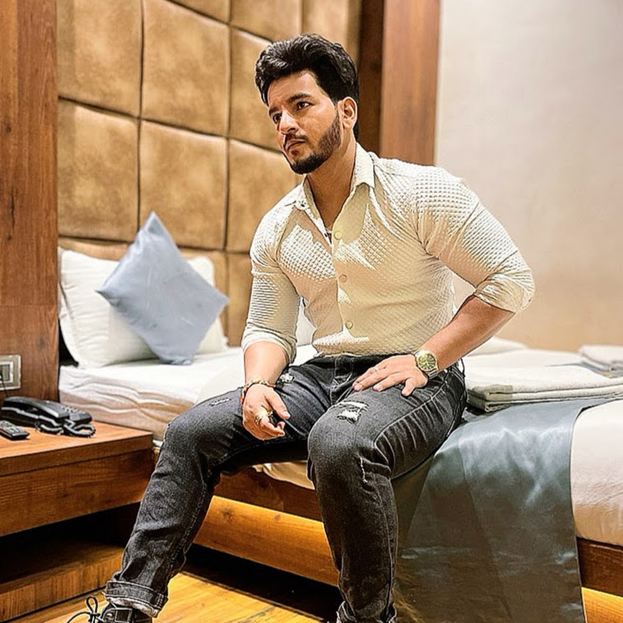 AMLnZu-A3oeAzC8_eMyz3lNFPD8328ltZYLgk1KHFwG6=s900-c-k-c0x00ffffff-no-rj