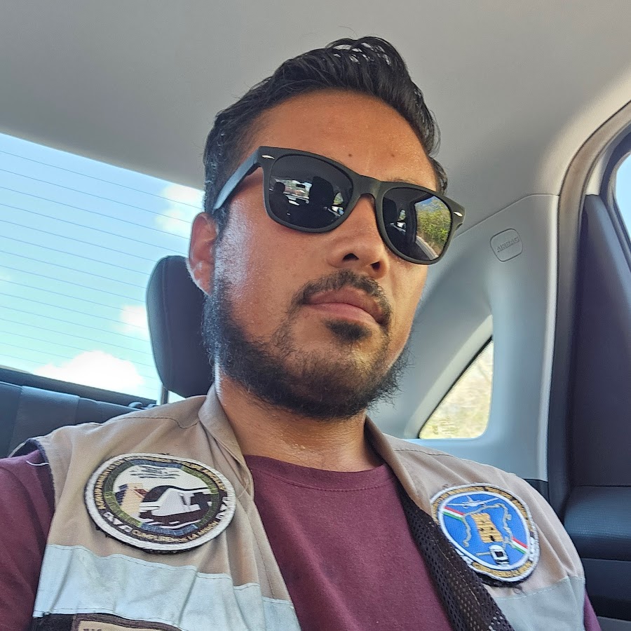 AMLnZu-D62KKZ4bNq0YfqUBGtV9cTPT9PXV8_UgLSEHA=s900-c-k-c0x00ffffff-no-rj