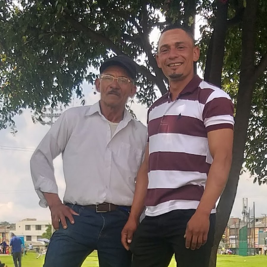 AMLnZu-D799zNSmKD2N7smfVldh4c1-PP0HcAPdKarb3G30=s900-c-k-c0x00ffffff-no-rj