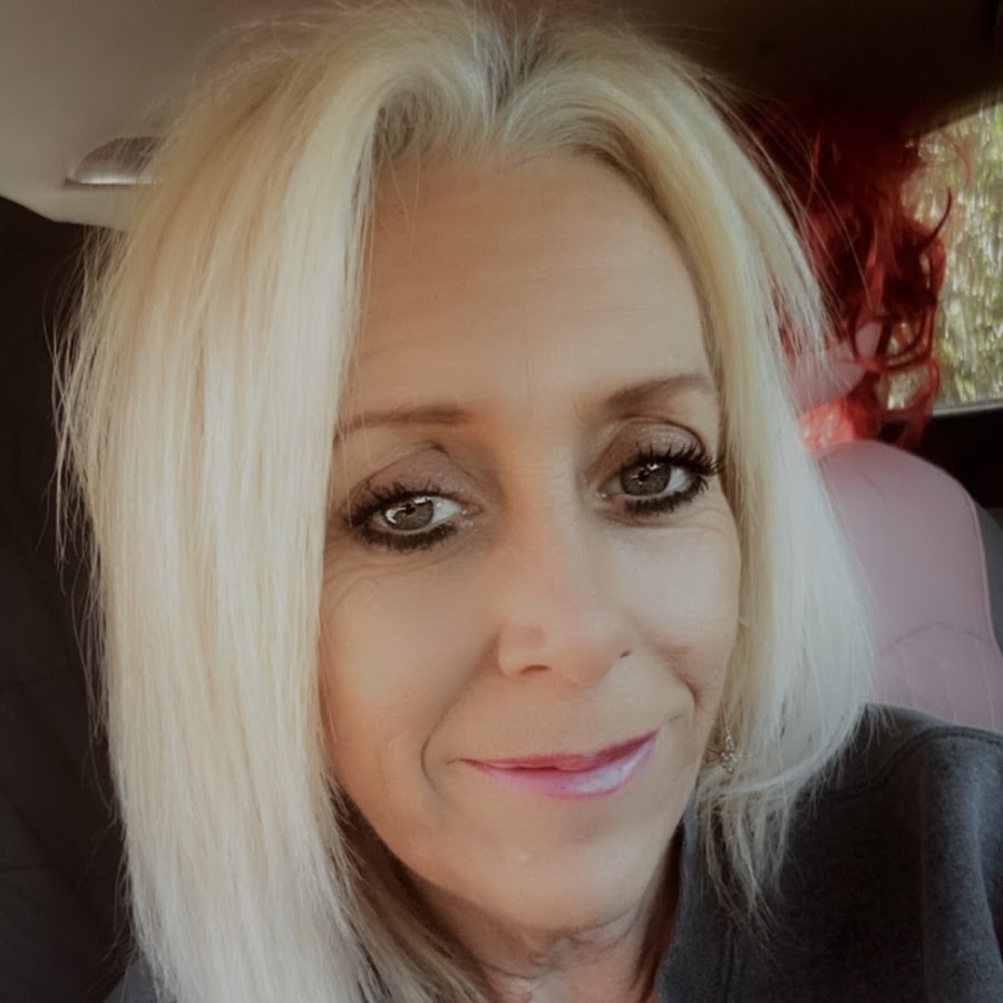 AMLnZu-DKv7uEVz7fUL9GUpoZCdm_9Otb1yDfhfKAqFEee0=s900-c-k-c0x00ffffff-no-rj