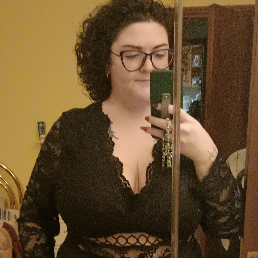 AMLnZu-E9m_CAlE0JSZIho4LdCGue1qAL0r8PkHWrNnIrg=s900-c-k-c0x00ffffff-no-rj