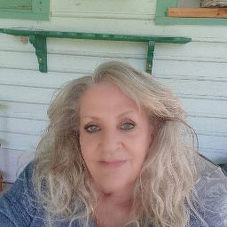 AMLnZu-IedL4FY2T_L19uu5piQIr6YauBb1GuucFRT4Nzg=s900-c-k-c0x00ffffff-no-rj