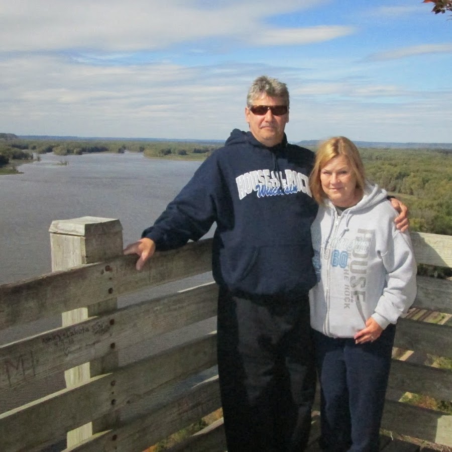 AMLnZu-JgJIvwoMJ0RCgpsBlB4m98nmodow5btqFJadK=s900-c-k-c0x00ffffff-no-rj