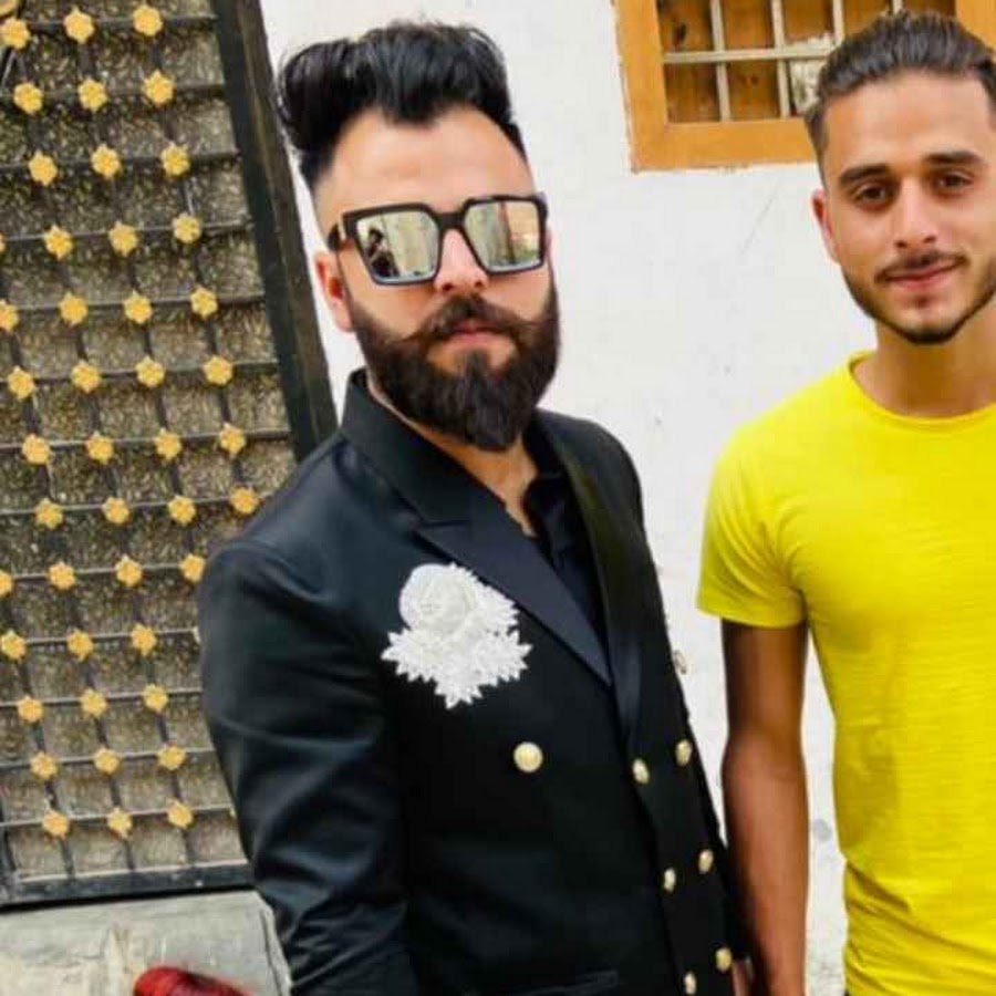 AMLnZu-KSb25M4Uwipb-b3HkvPVIUqYP06K9yhFhw0-MzA=s900-c-k-c0x00ffffff-no-rj