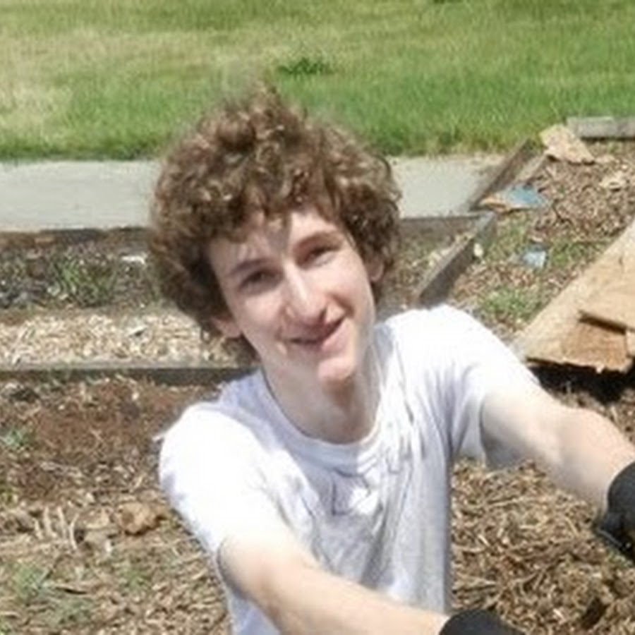 AMLnZu-LOCJMJt4Wu2F_6bF0rpc8b6Xx0Y2JR_7GtSyUYA=s900-c-k-c0x00ffffff-no-rj